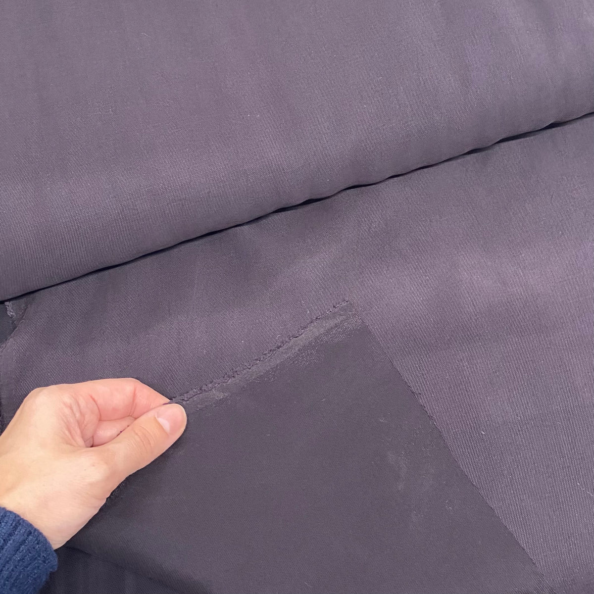 Cupro black/aubergine x 1/2mtr - Dressmaking Fabric – owl and sewing cat